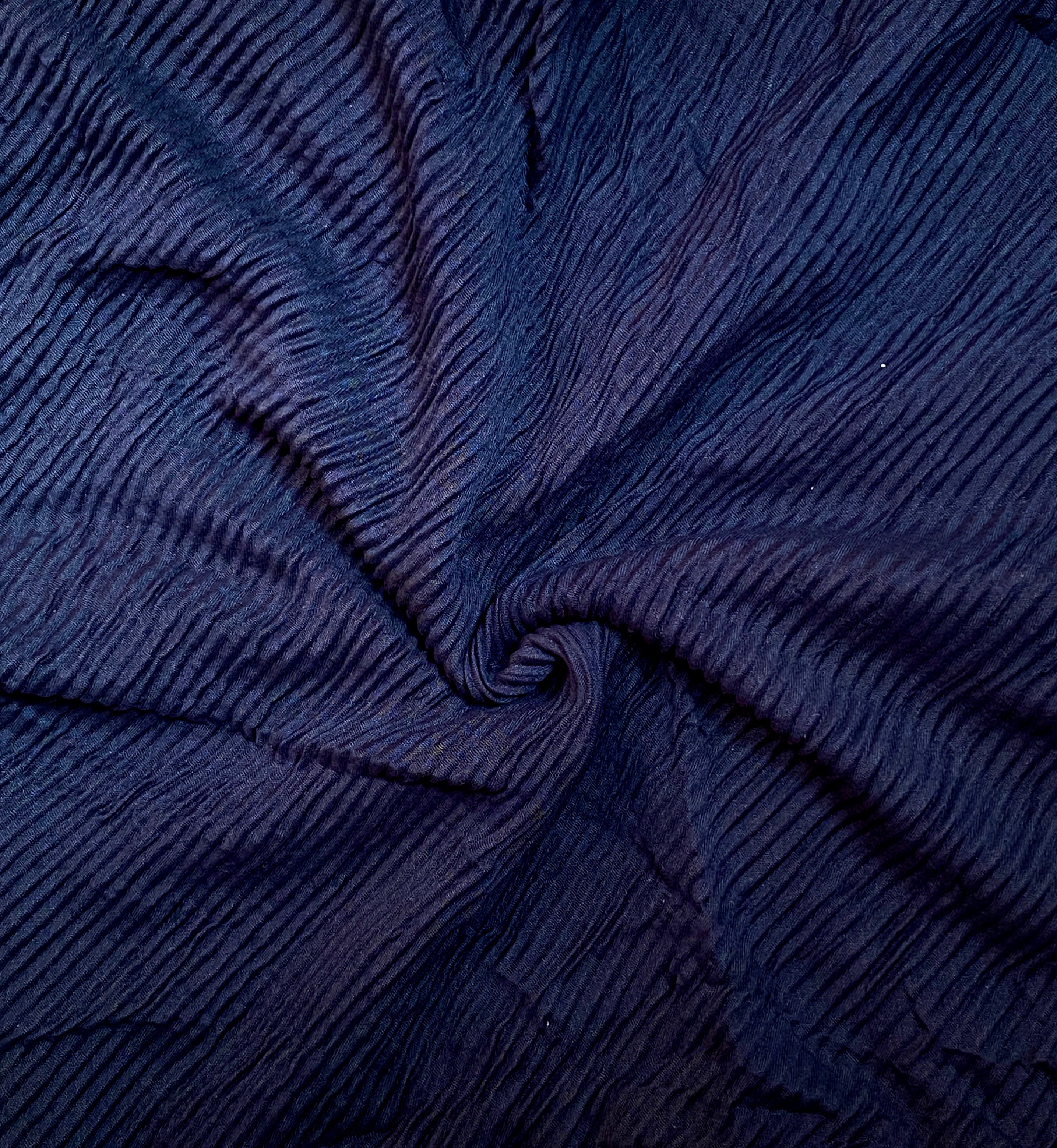 Crumble Lawn- Navy Blue – SA Hijabs